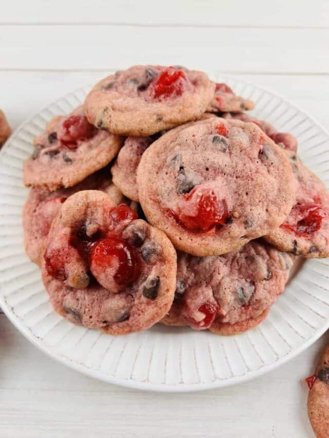 Cherry chocolate chip cookies - Bake Me a Cookie