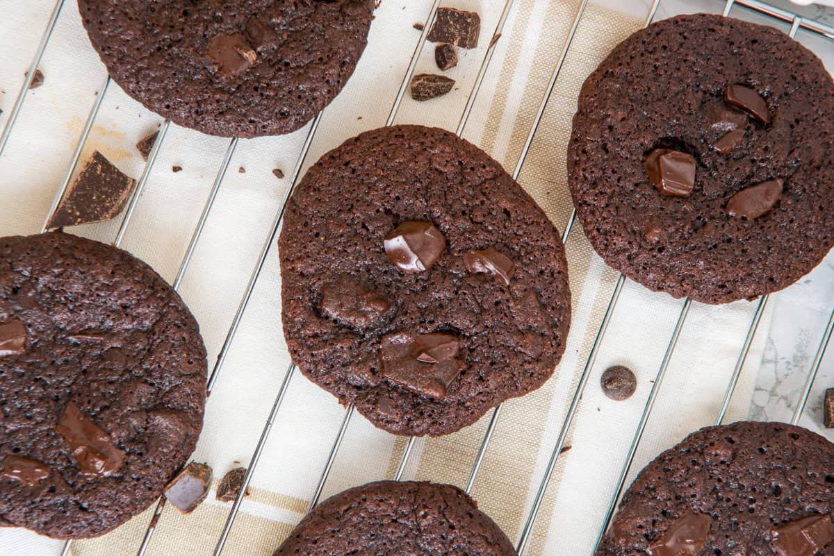 4 Ingredient Chocolate Cake Mix Cookies - Bake Me a Cookie